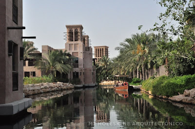 MY ARCHITECTURAL MOLESKINE®: THE OTHER SIDE OF DUBAI: WIND TOWERS