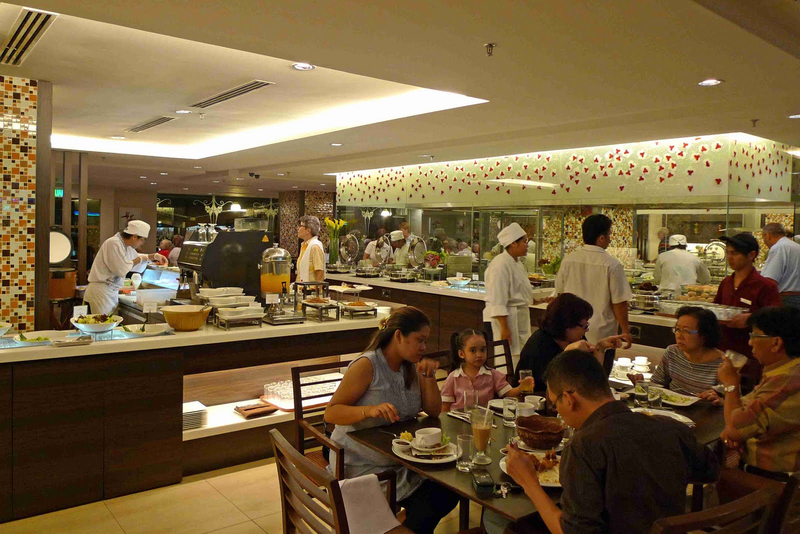 Eating in Kuching - Dinner at the Orchid Garden Coffeehouse