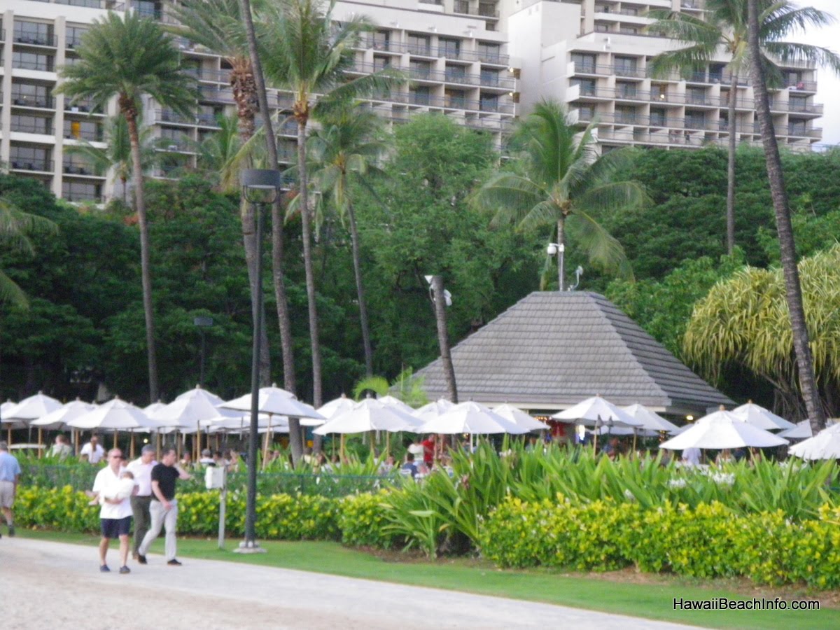Hawaii Beach Info: FORT DERUSSY