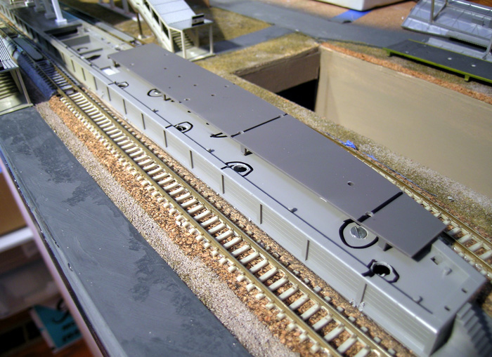 Tokyo in N Scale: Continuing with station & platforms