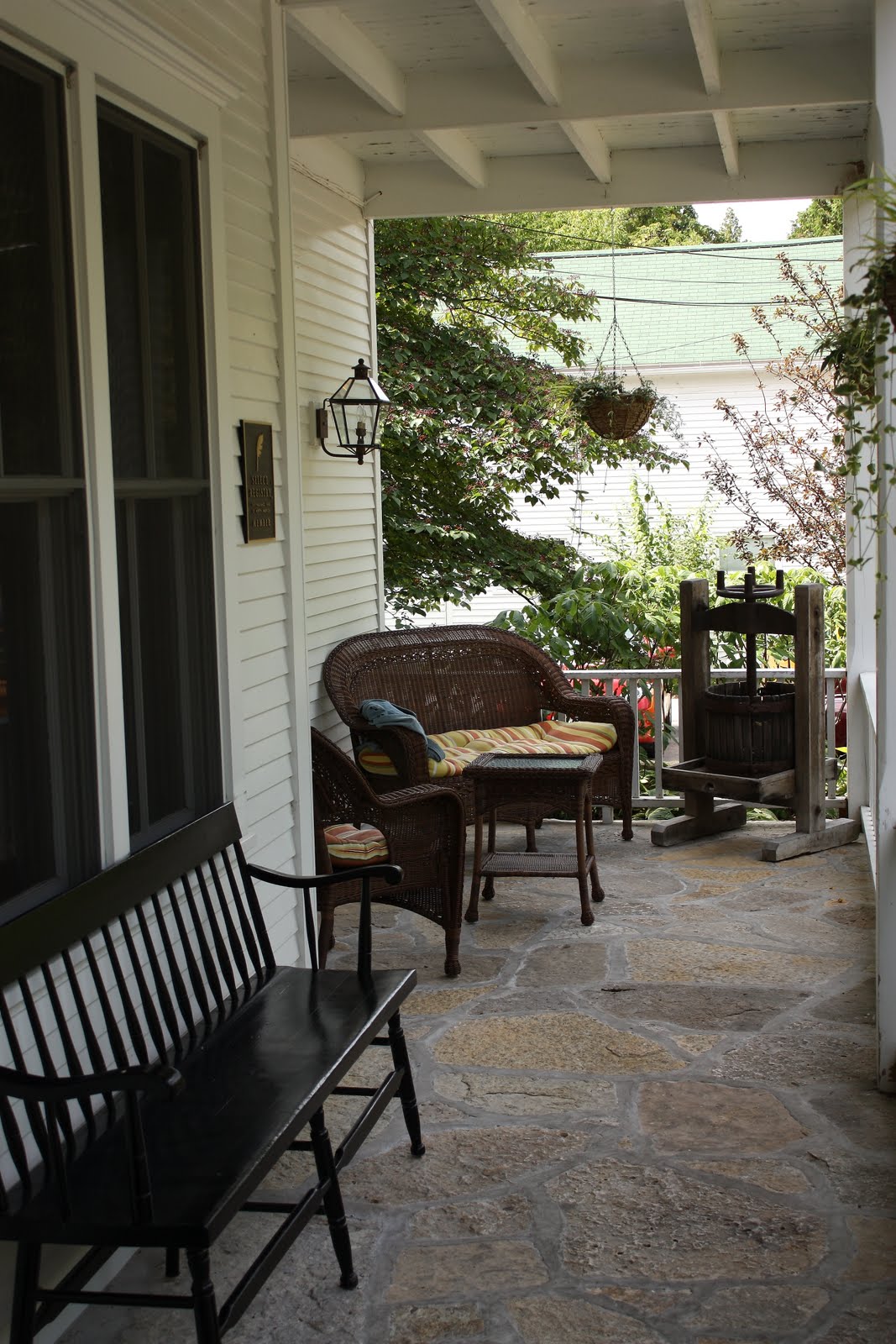 Woohooie: Door County Inspiration: The White Gull Inn (Part Un)