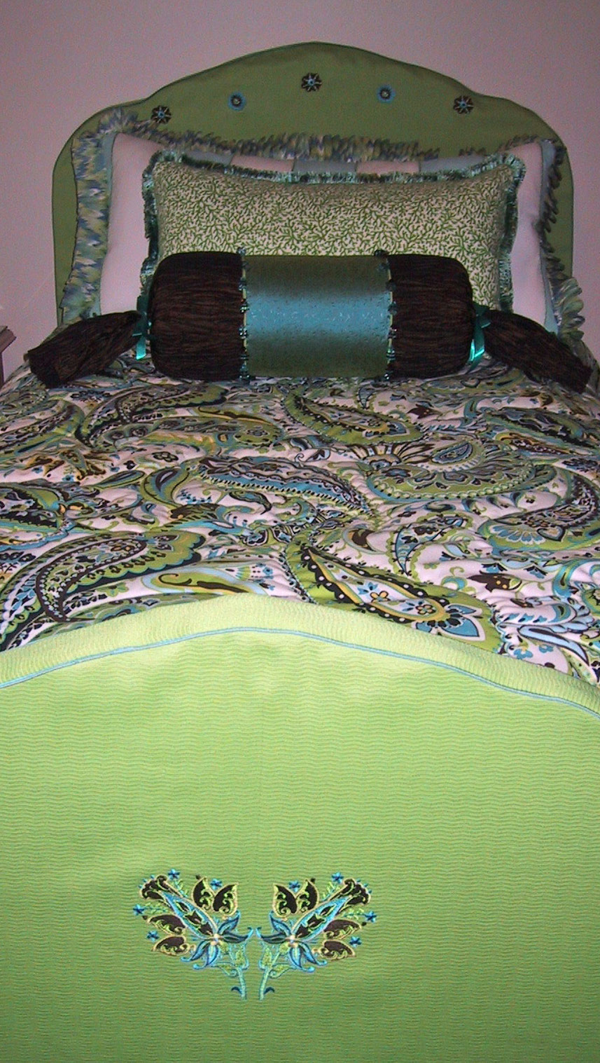 SK Designs: Before and After - A Great Bedroom for a Young Girl