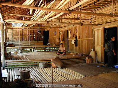 BIDAYUH BORNEO: House/Clan