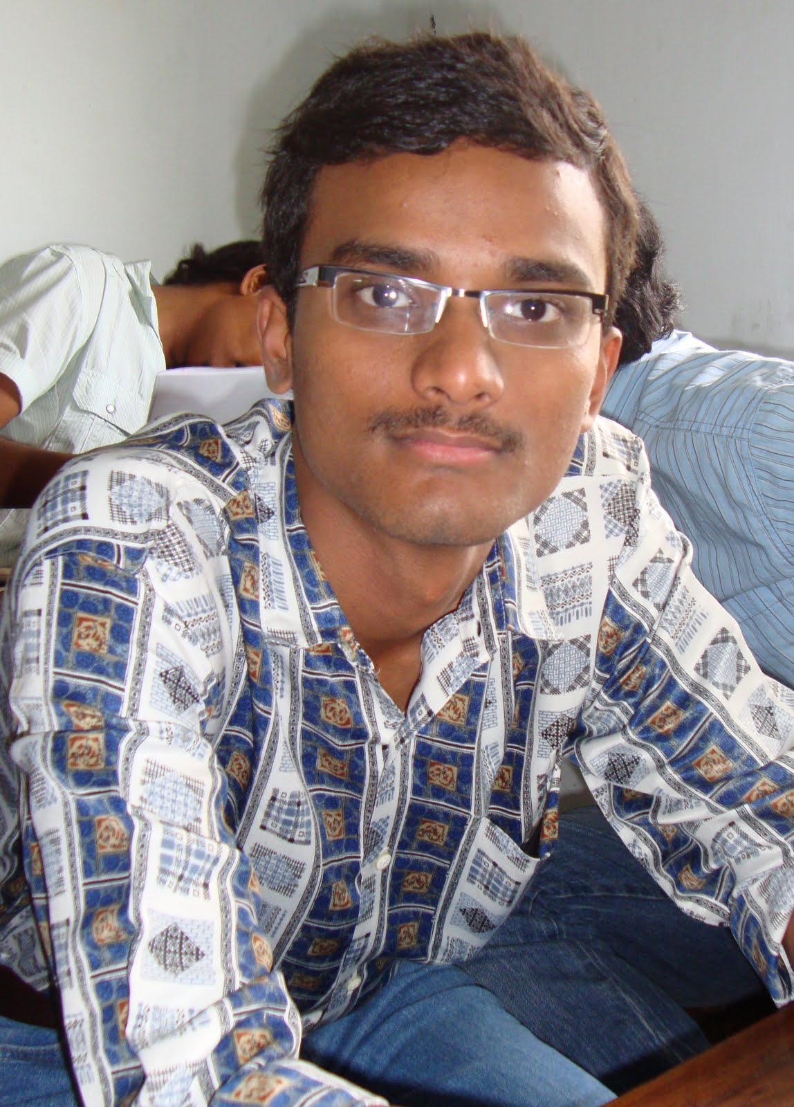 Eb EEb EEEb: Rolling Stone Ravikanth