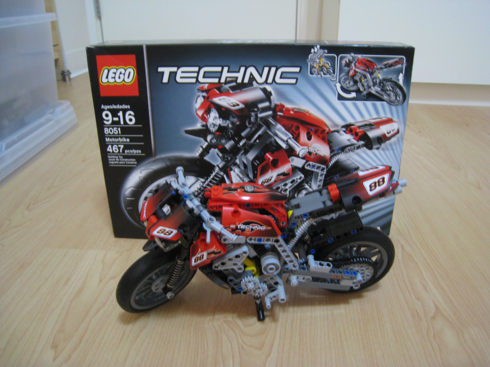 Brandon's Blog: The new motorcycle from the Lego Technic series