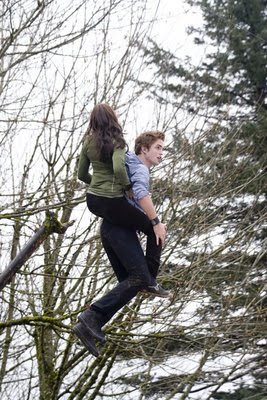 Twilight Wallpapers: Edward & Bella Flying