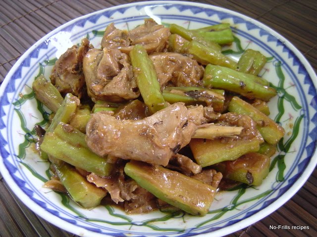Braised Bitter Gourd with Chicken | onde-onde