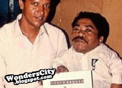 Short Men: Gul Mohammed 57 cm Short men