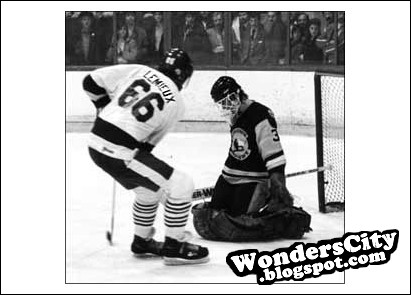 Short Athletes: Roy Worters 160 cm short athlete