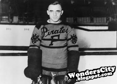 Short Athletes: Roy Worters 160 cm short athlete