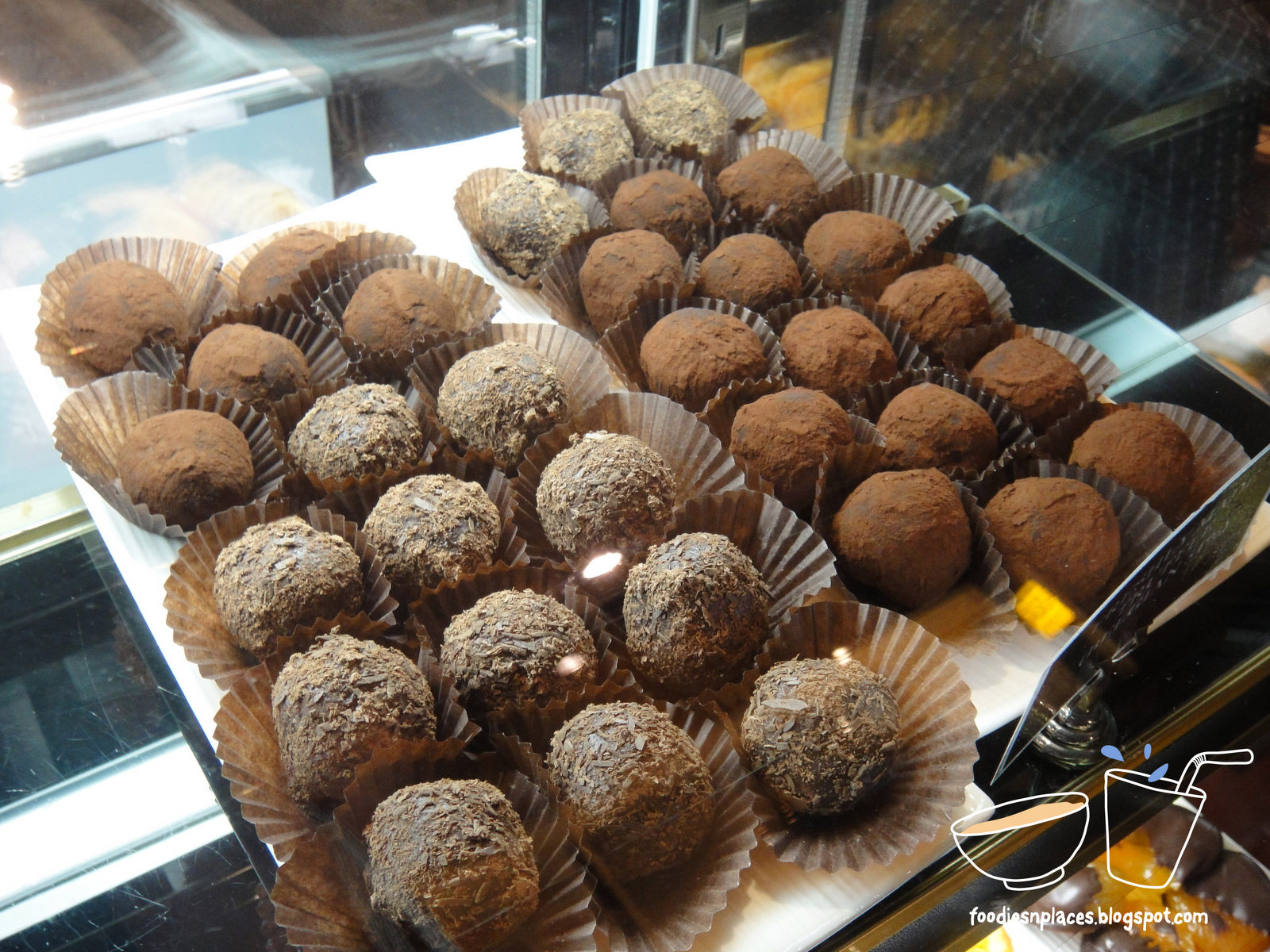 Foodies N Places: Chokolait