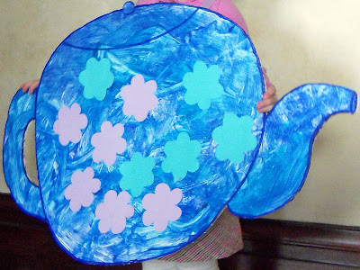 Curly Birds: Crafty Birds - Making Cardboard Teapots