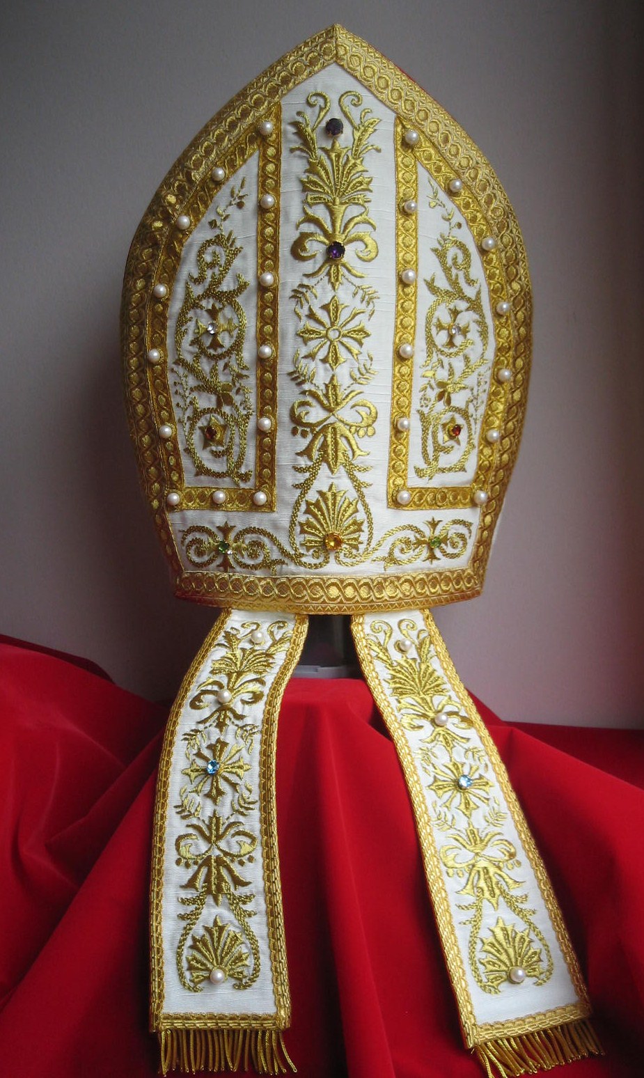 Por Que Não Sou Cristão: FELIZ ANIVERSÁRIO MITHRA.