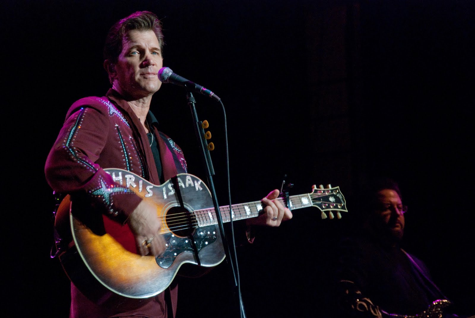 Serie B fanzine: CRÓNICA. CHRIS ISAAK EN ATARFE