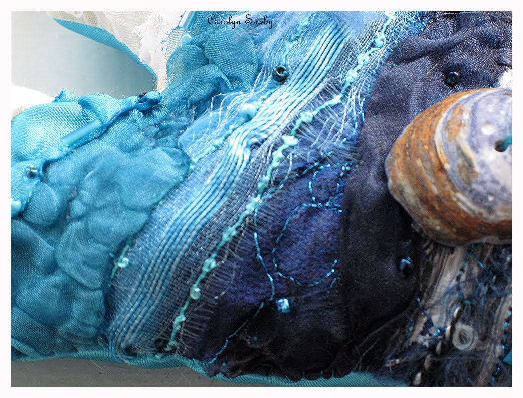 CAROLYN SAXBY MIXED MEDIA TEXTILE ART: October 2010