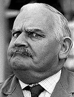 Death of the Moustache: Arkwright