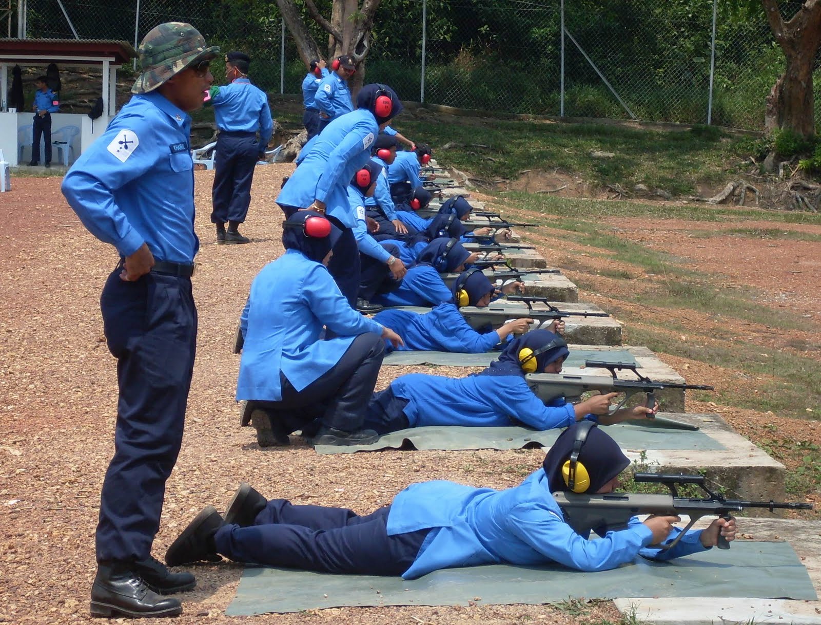 PRA-UNIVERSITI STTJ: AKTIVITI KOKURIKULUM