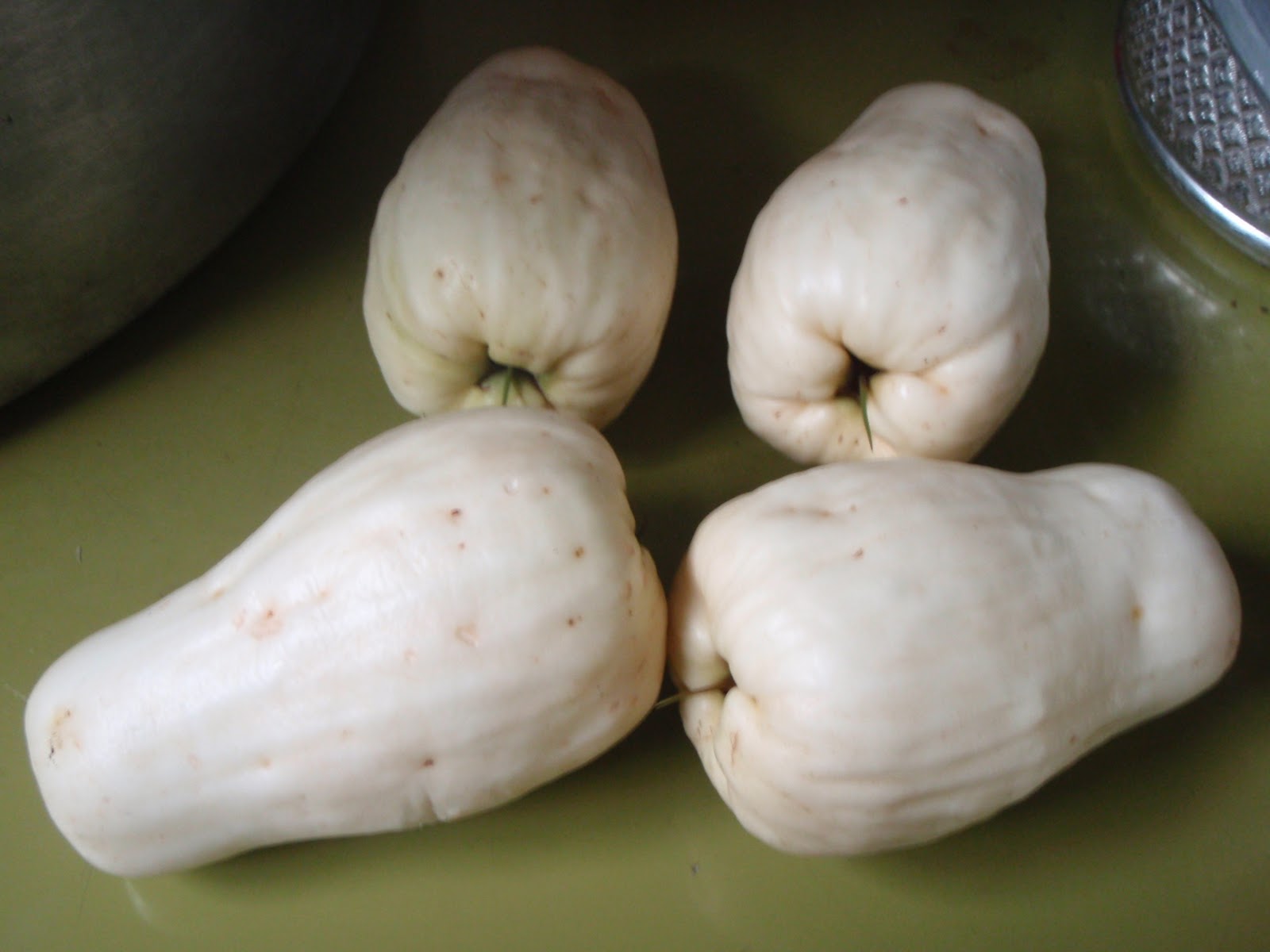 SAJE SUKA-SUKA: Apa itu Jambu Gelas