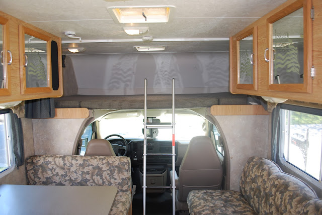 2005 31' Class C Coachmen Freedom ****SOLD**** ($24,500)