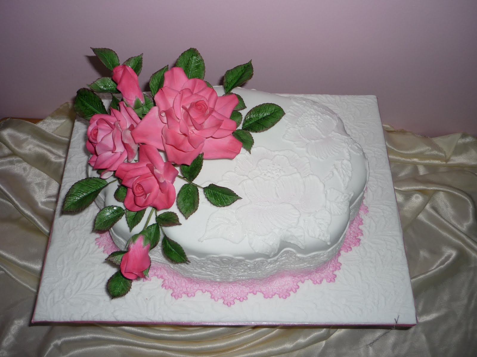 Cake Expressions & Sugarcraft: Victorian English Rose Cake