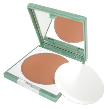 MAKYAJ TEKNİKLERİ: Pudra Kullanımı