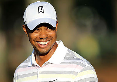 Golf in the Carolinas: Tiger starts his day with a goatee and a smile