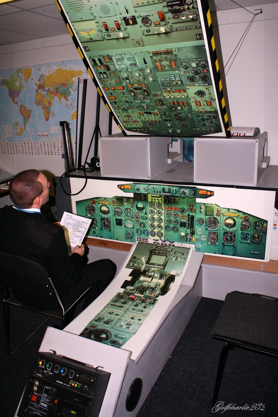 Live from the Flight Deck: MCC Boeing 737-200, Phase 1