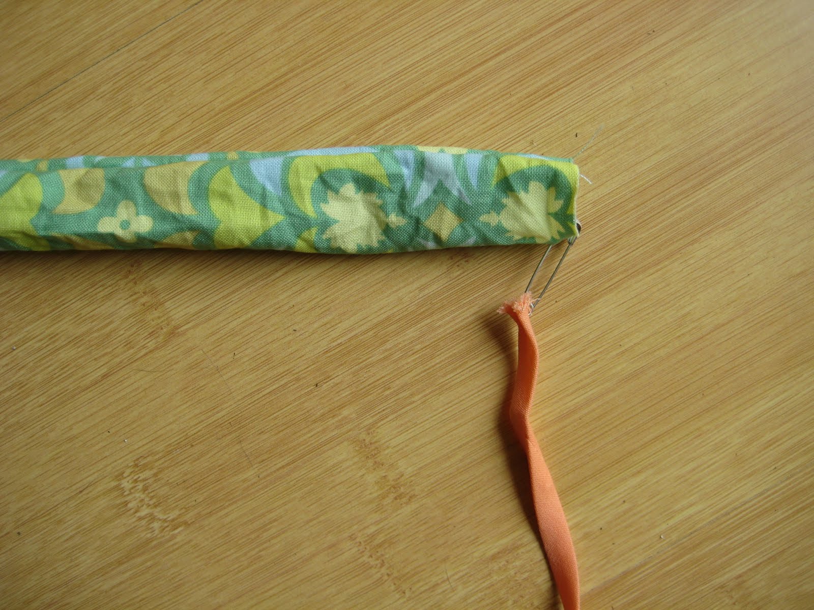 Zaaberry: Magnetic Fridge Frame Tutorial