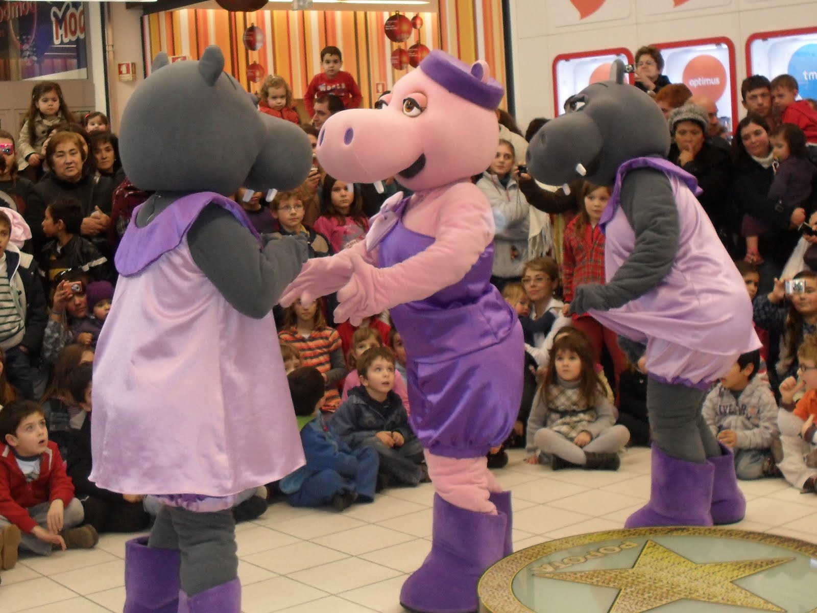 Cantinho da Macaquinha: Popota Dance Tour 2010 - Pbl