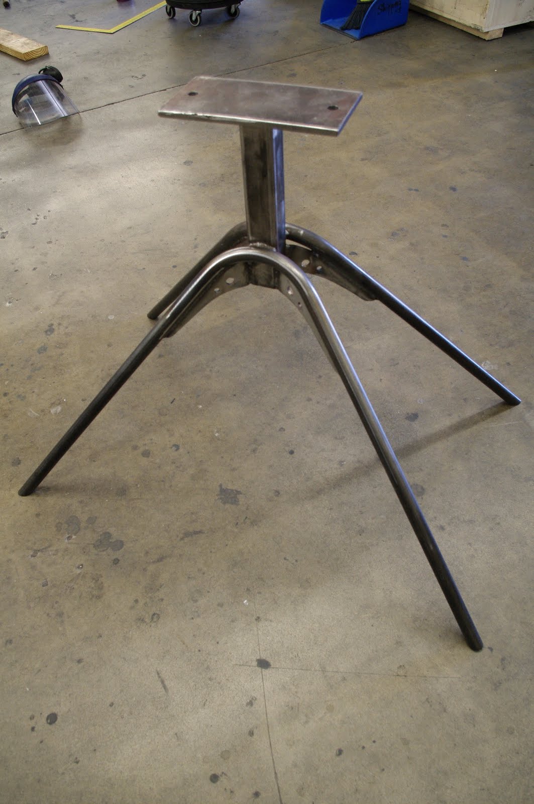 ScooterMcRad's Whatchaworks: Built a Tubing Roller Stand