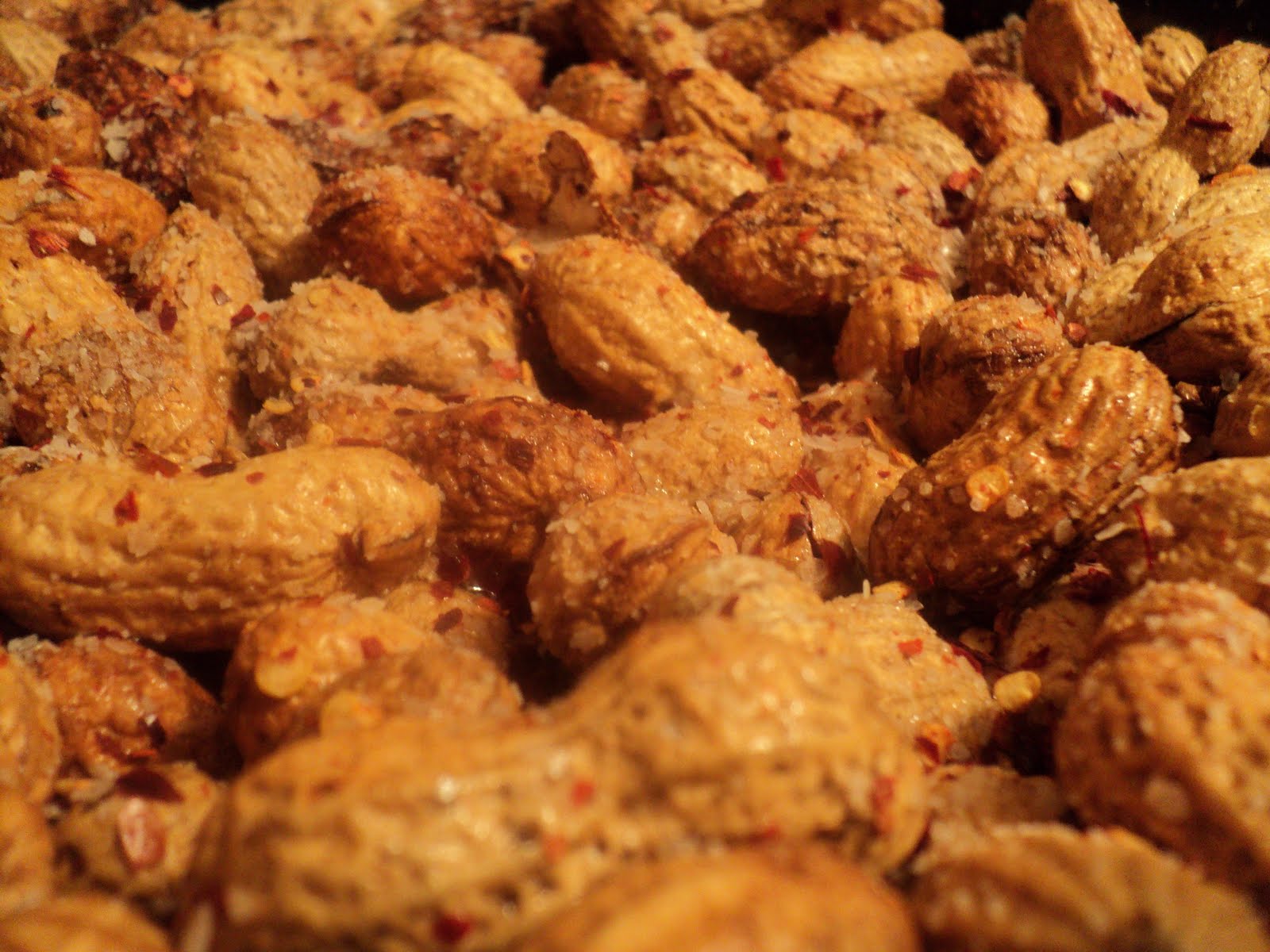 Maggie's Country Kitchen: Boiled Peanuts a Southern Snack and Treat