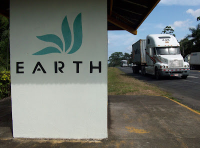 bernalpacheco: Universidad EARTH.