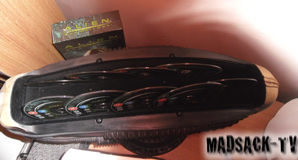 MadSack-Tv: Alien Quadrilogy Deluxe Alien Head Box Set.