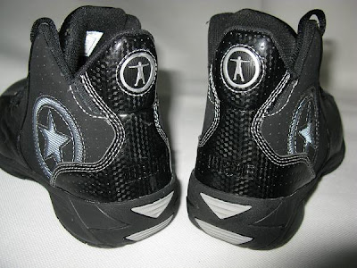 The Converse Blog: The Converse Blog: Converse Wade Clutch