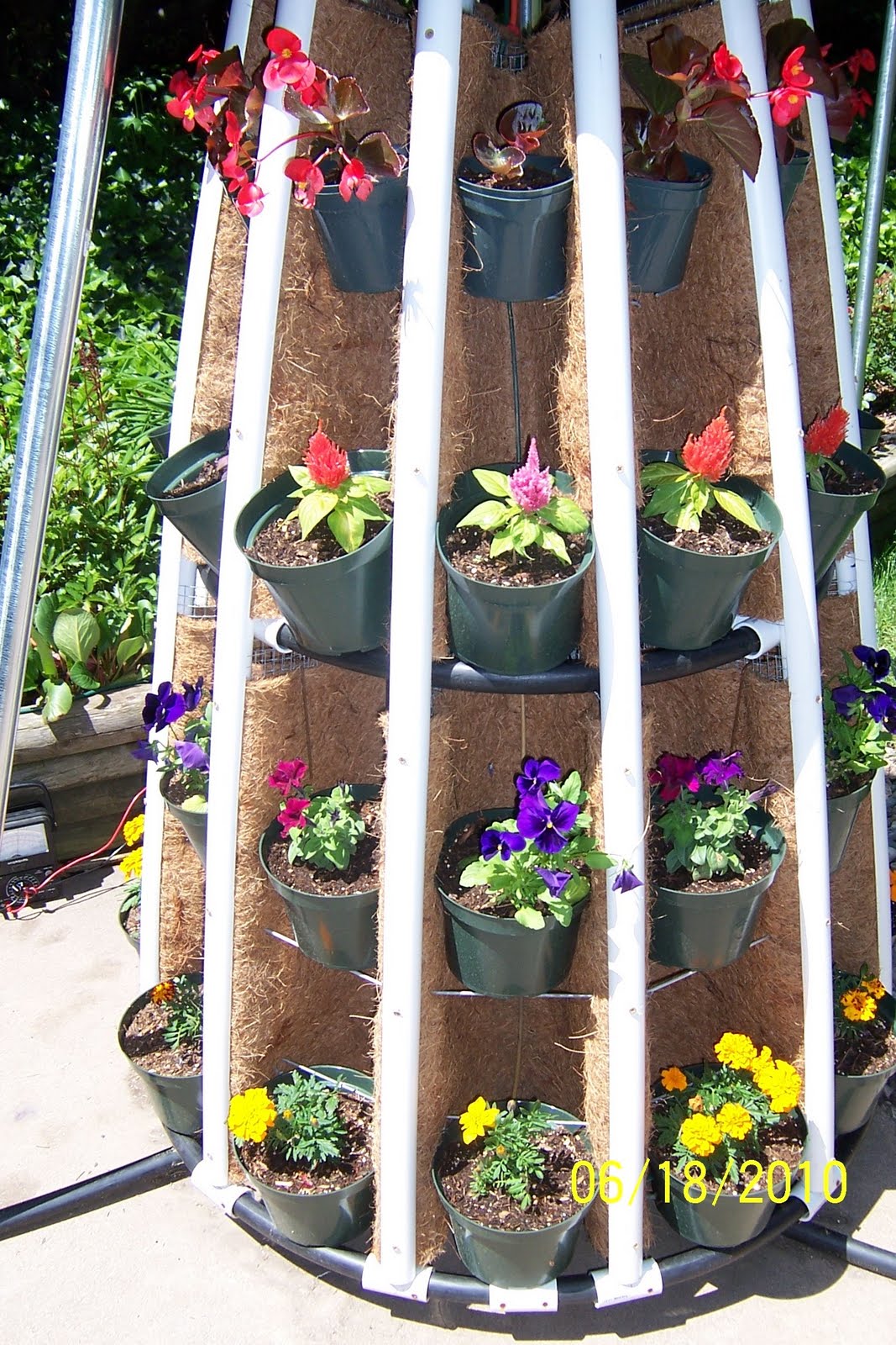 JeffCo Master Gardeners: “Babylon HRP5” – Hanging Rotating Planter ...