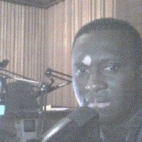 Ivonne Reportando: SAYMOND MERCEDES, UNIENDO "CORAZONES SOLITARIOS"