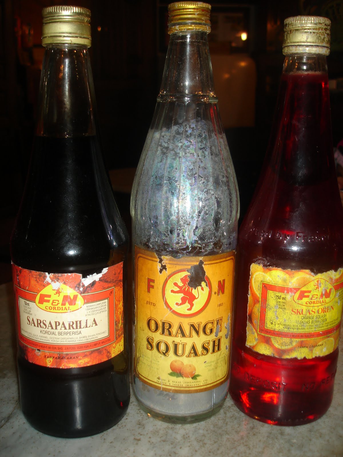 IPOH STATION ANTIQUE CAFE: FRASER AND NEAVE