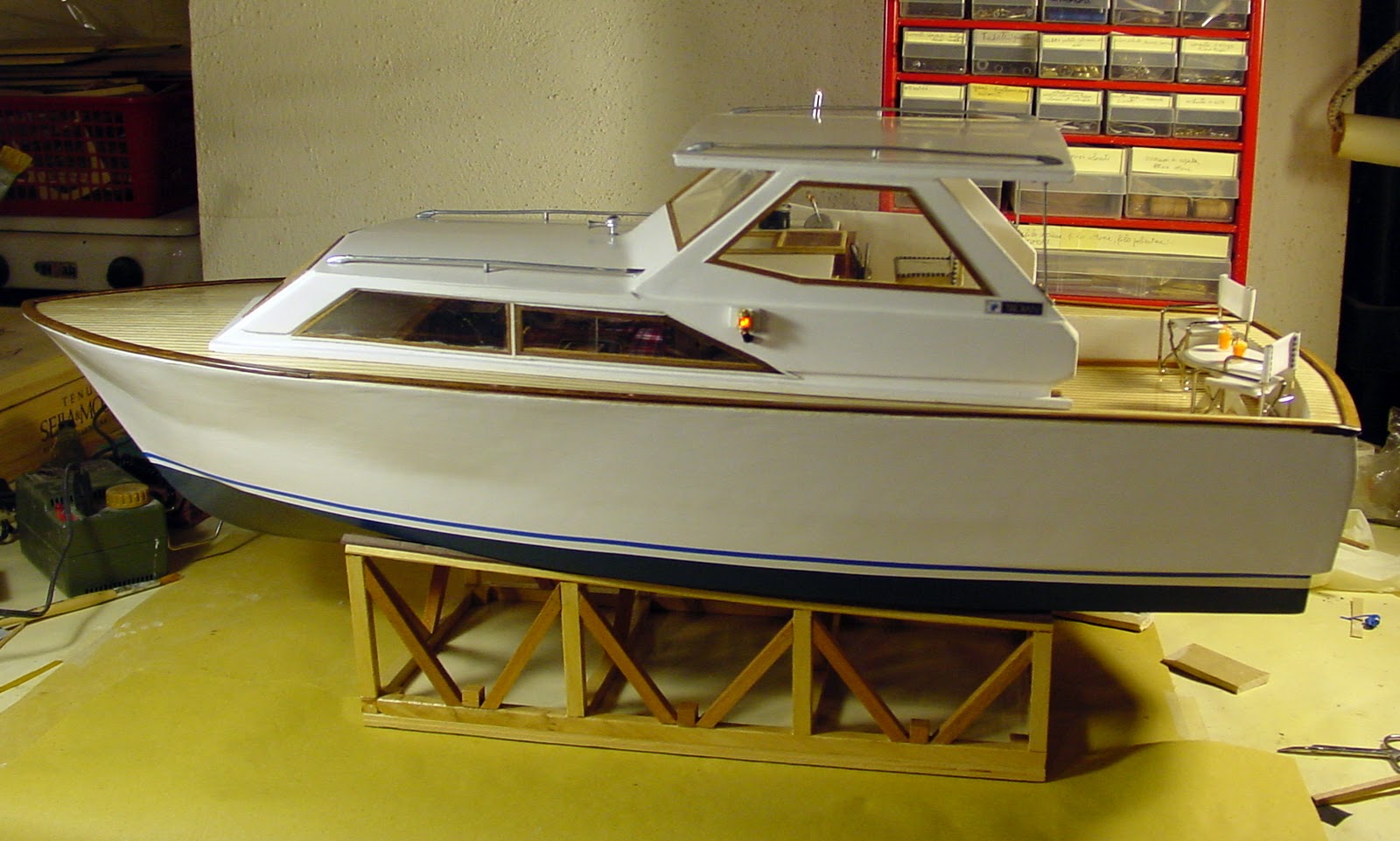 MODELLISMO NAVALE RC MODEL BOATS : MOTOSCAFO AMERICANO ANNI '70
