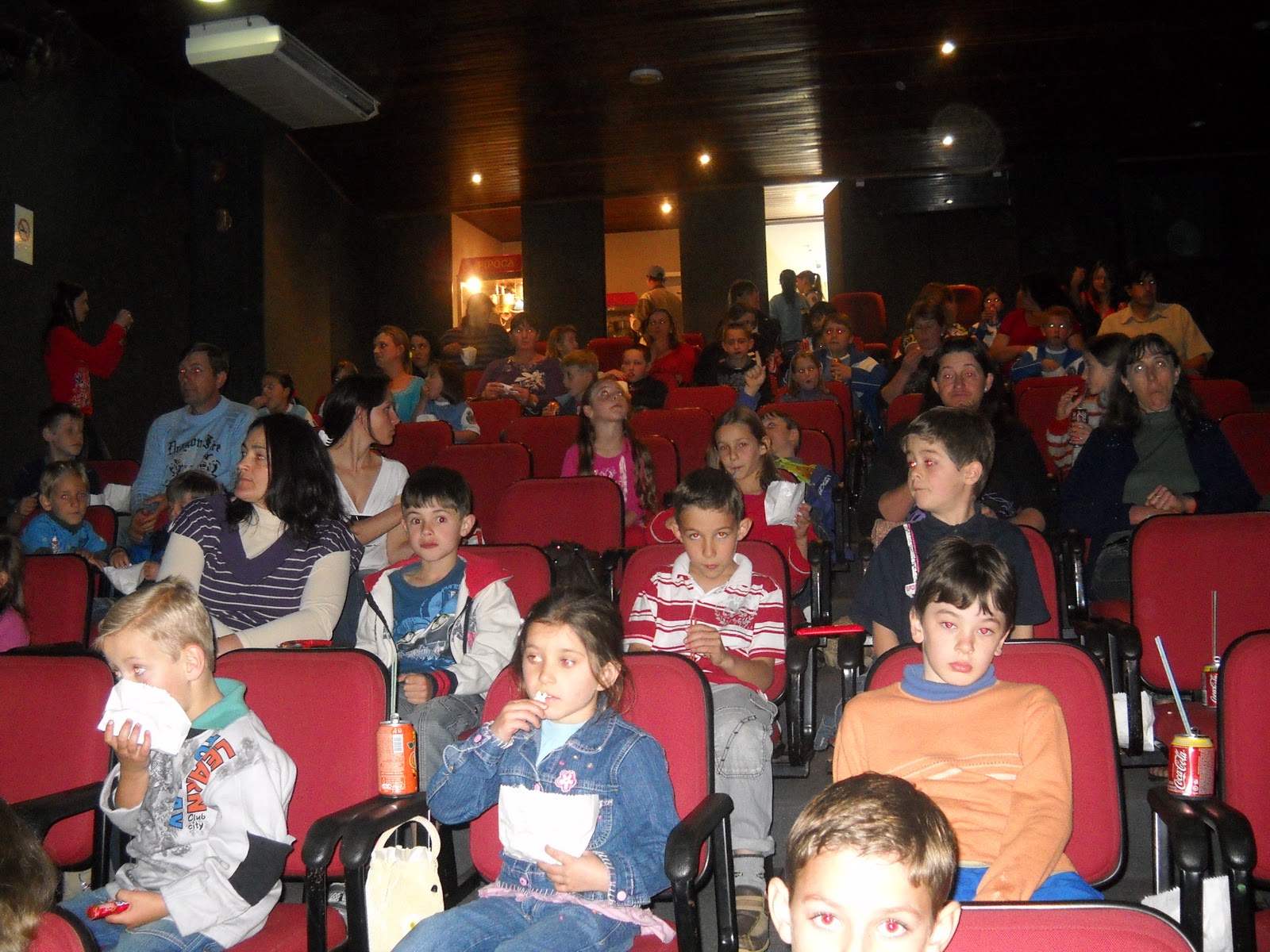 Escola Municipal Imigra: A ESCOLA NO CINEMA