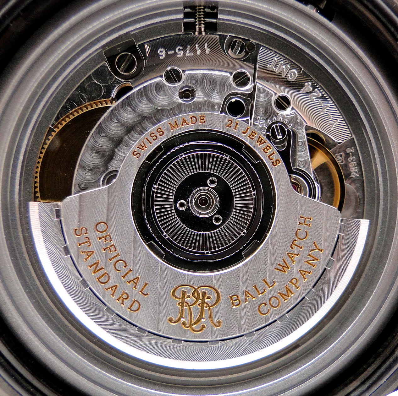 GNOMÓNICA: El calibre ETA 2892: confiable y fino caballo de batalla ...