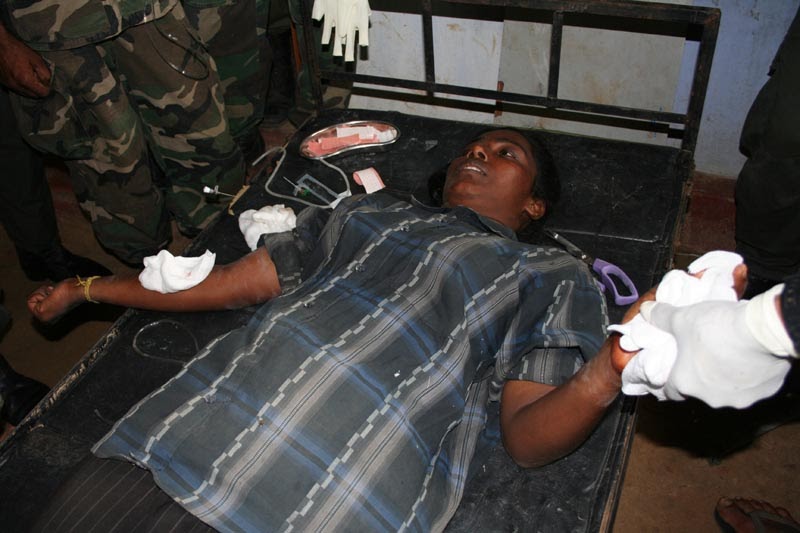 The war against LTTE in Sri Lanka: Sri Lankan army treating captured ...