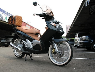 NEW YAMAHA NOUVO RETRO MODIFICATIONS