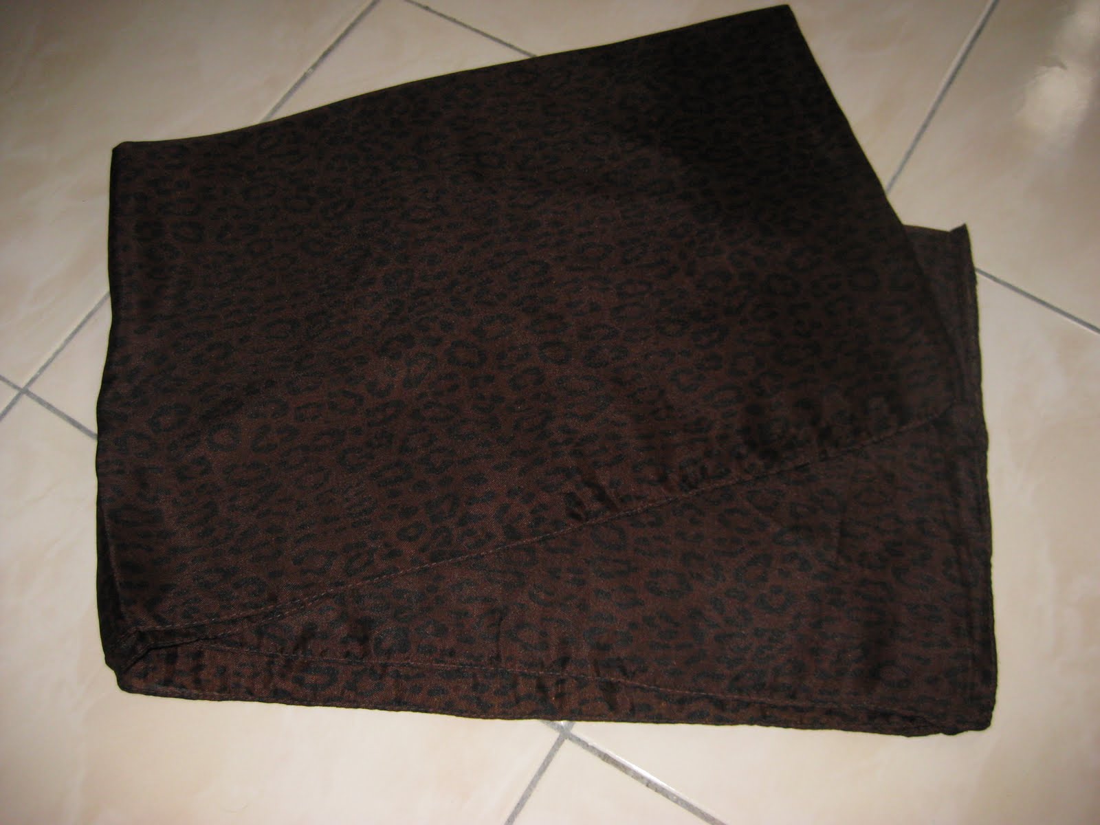 ~Be Elegant~: SELENDANG COTTON RM 12