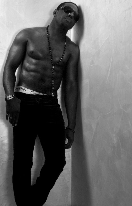 Spotted: Jim Iyke's abs