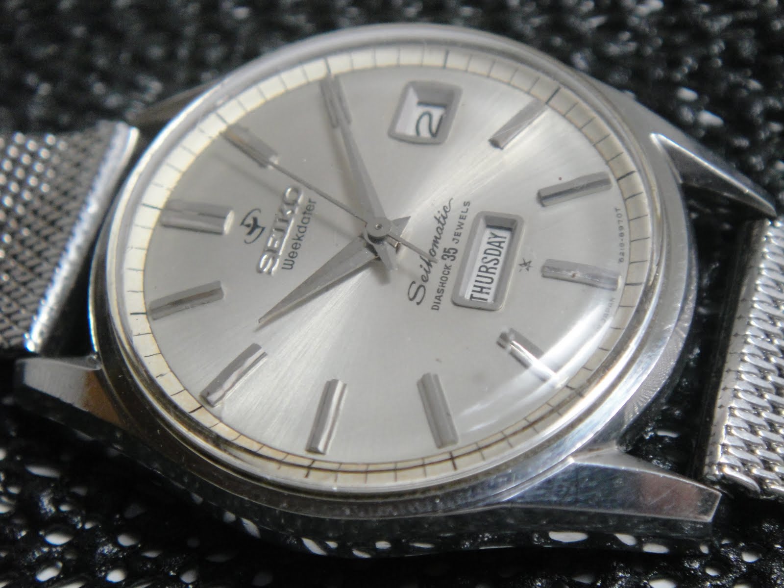 Antique Watch Bar: SEIKOMATIC DIASHOCK WEEKDATER 6218-8970 SM06 (SOLD)