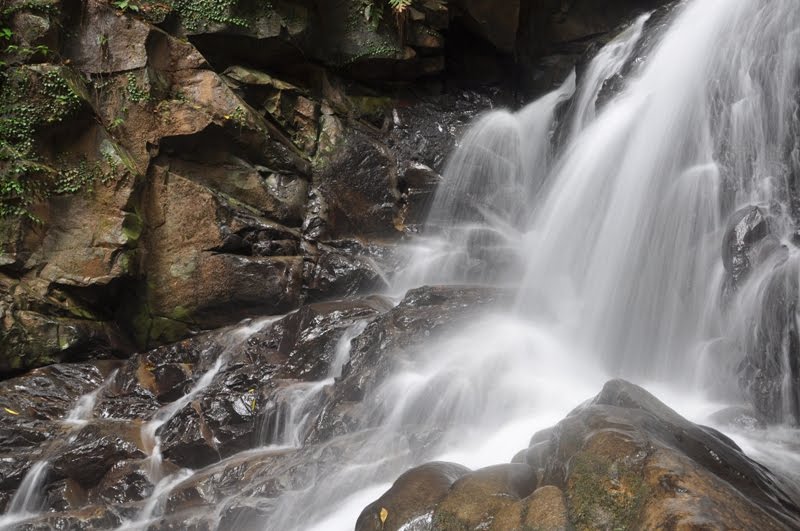 Orang Asli Sabah: Air terjun Kionsom Inanam