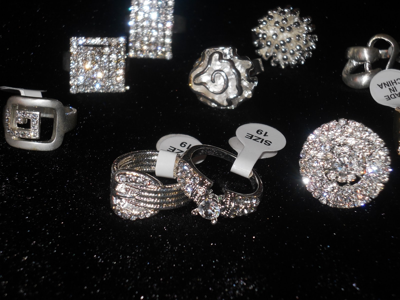 Ceasuri, gablonturi, genti, cadouri