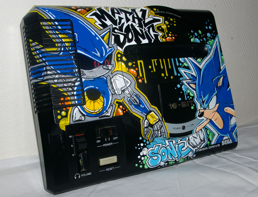 Custom MEGA DRIVE "SONIC & METAL SONIC" - Entertaining in My Home