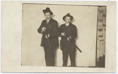 Banditphotographer Blog: Vintage hunting/shootout photos.