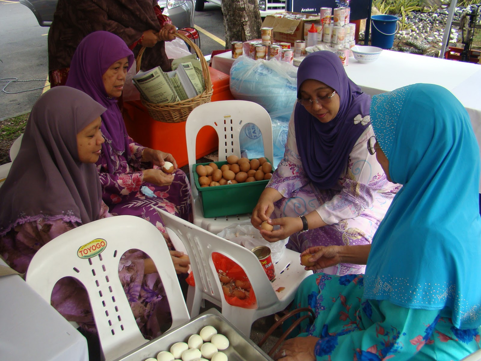 Masjid Saidina Abu Bakar As Siddiq, Bangsar.: Jamuan Idulfitri Pusat ...